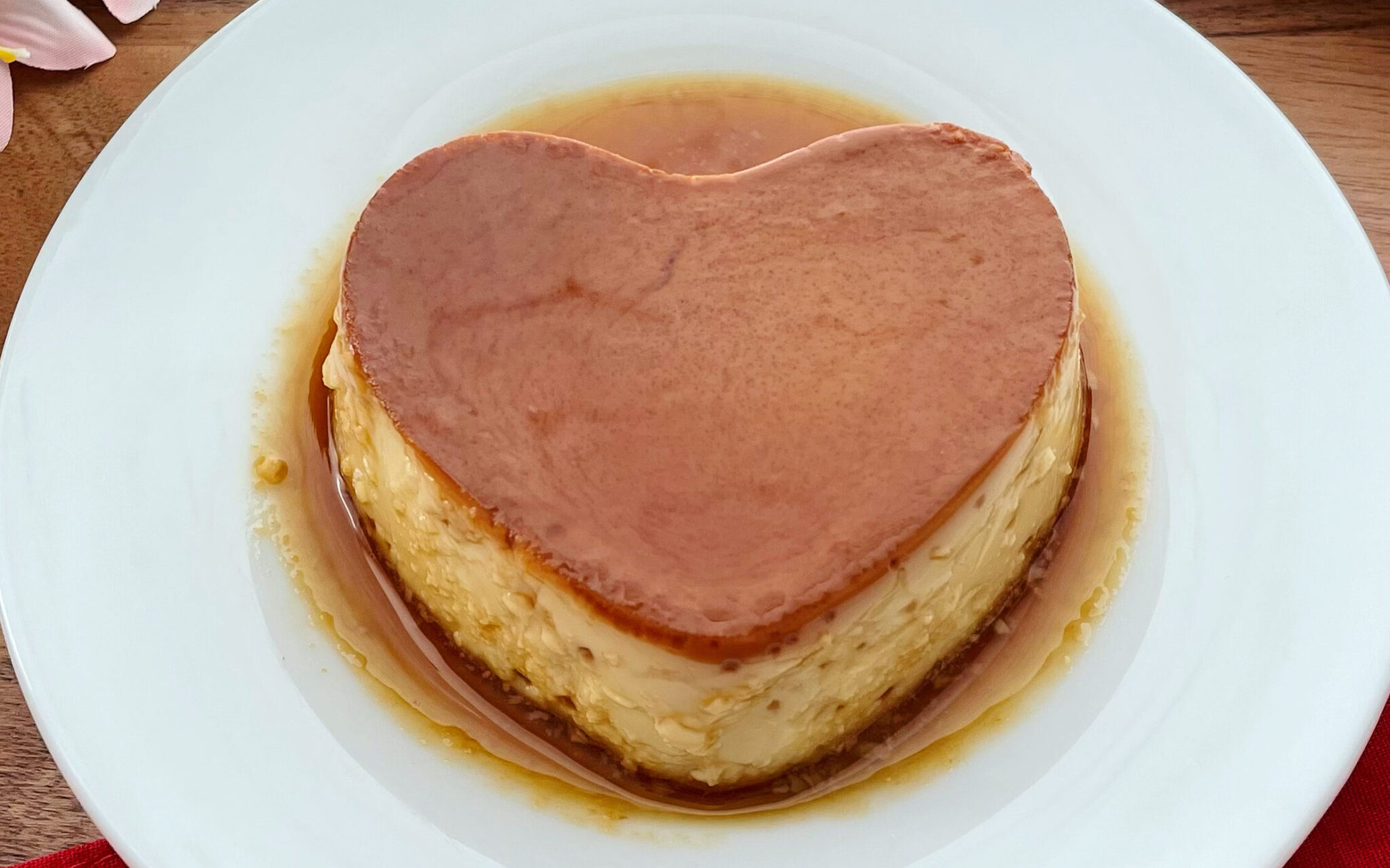Receta de flan casero al horno en forma de corazón